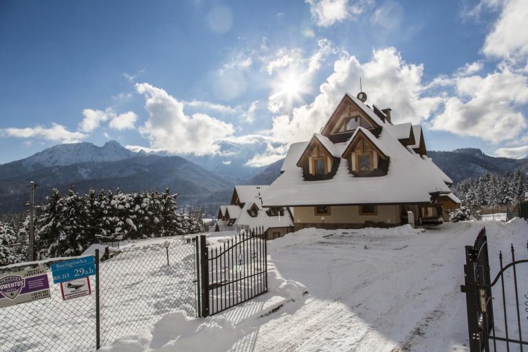 Zacopane - Makani Tourism & Travel